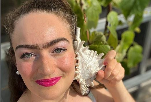 Eldina (31) četiri godine nije čupala obrve i brkove: "Sada imam više ...
