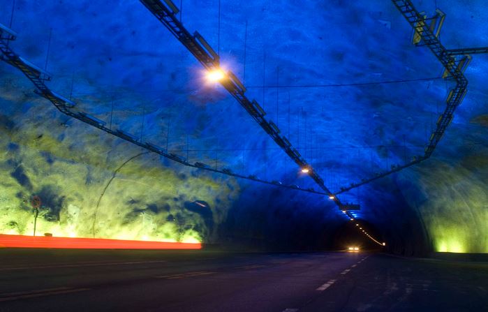 Posebnosti najdužeg cestovnog tunela na svijetu: Zbog razbijanja ...