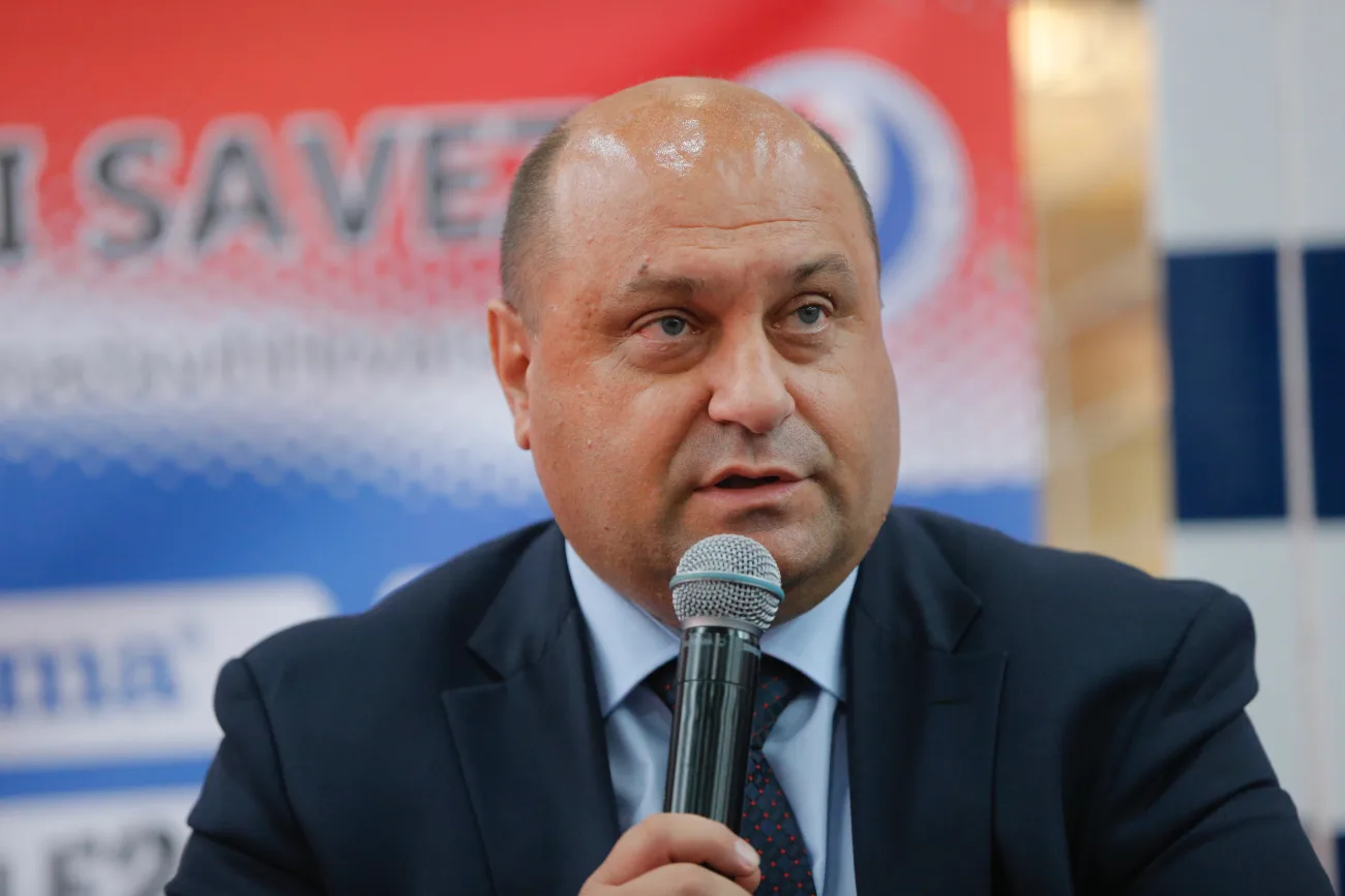 Šef HRS-a Grahovac o zabrani Thompsonove pjesme na Euru: Ne želim da ...